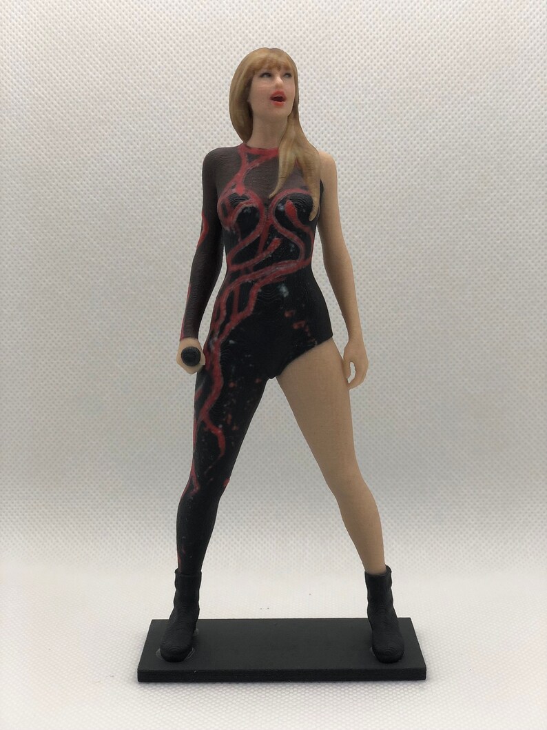 Taylor Swift Reputation Outfit Desk Figure - Etsy