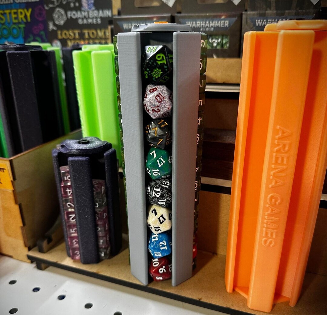 Arena Games Jumbo Gaming Dice Capsule - Holds 60 Dice! 8D20, 30d6 12mm ...