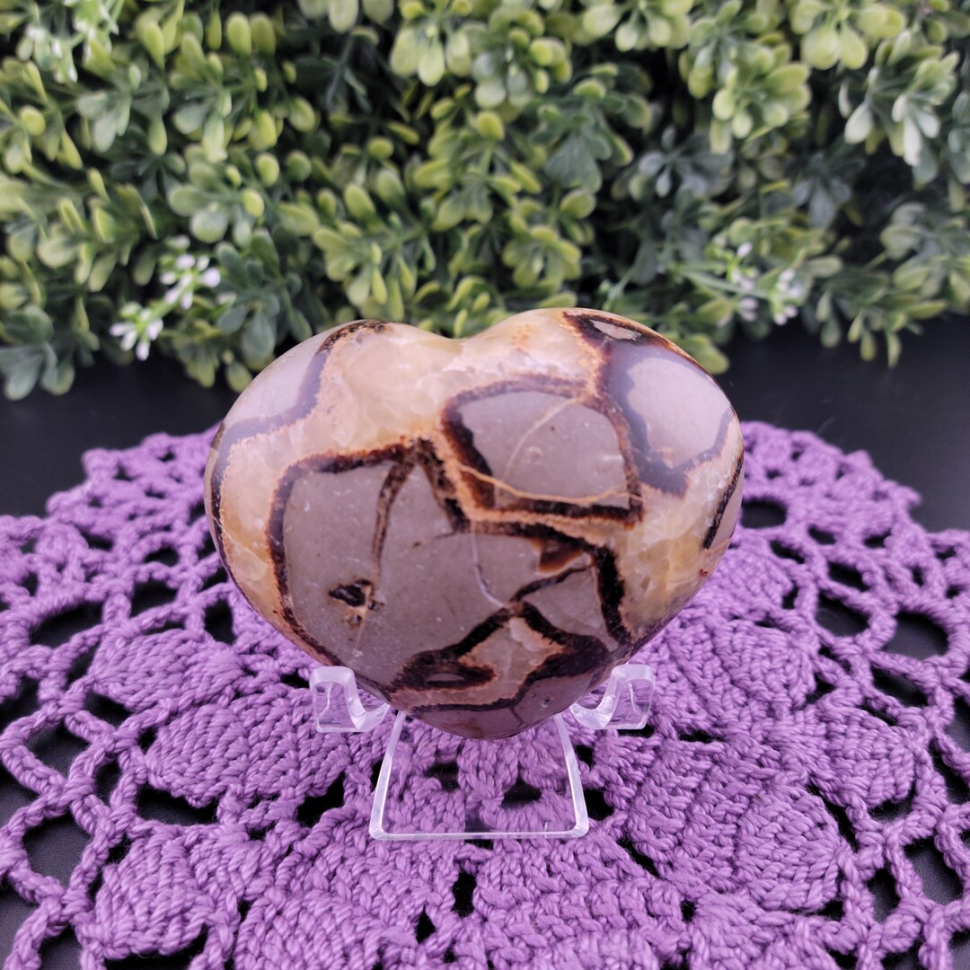 Septarian Heart Crystal: Dragon Stone for Grounding & Confidence - Etsy