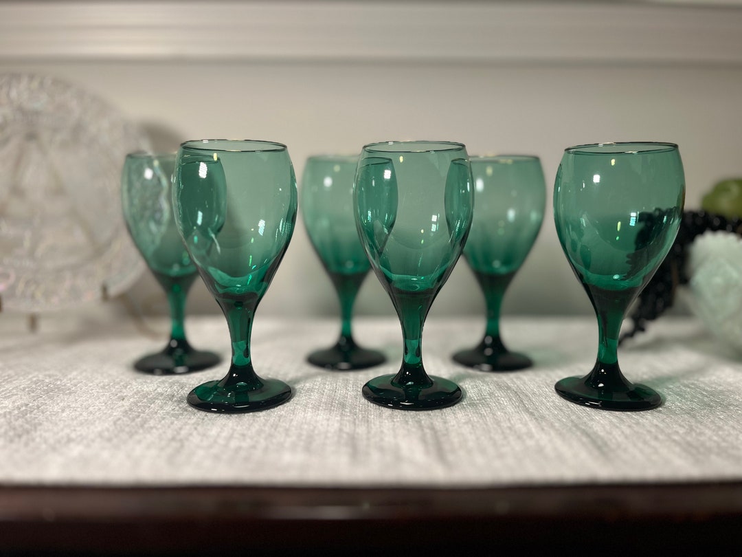 Vintage Libbey Teardrop Juniper Green Goblets With Gold Rims Water Glasses Green and Gold ...