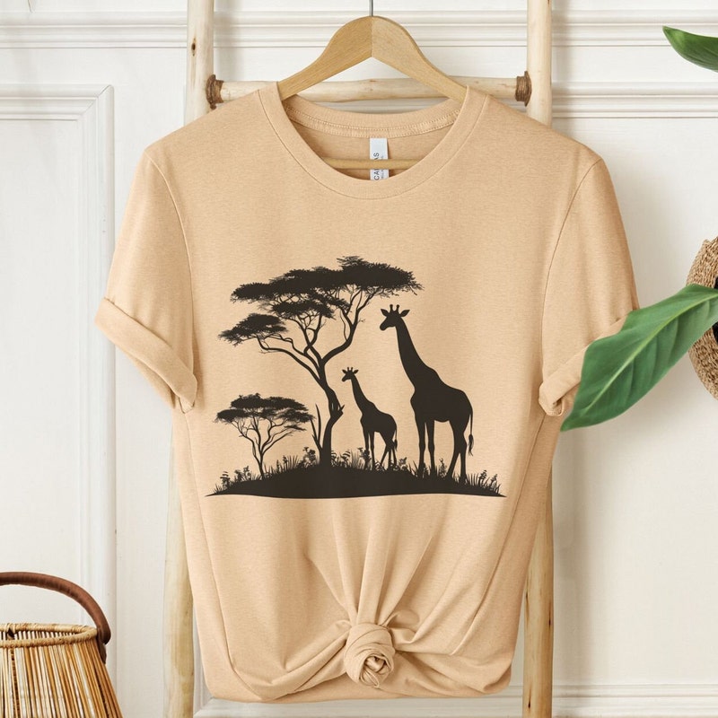 Giraffe T Shirt - Etsy