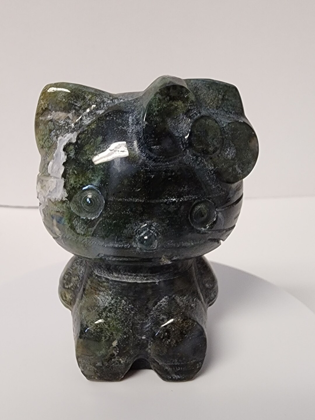 Ocean Jasper Crystal Hello Kitty Carving, Hello Kitty Carving, Ocean ...