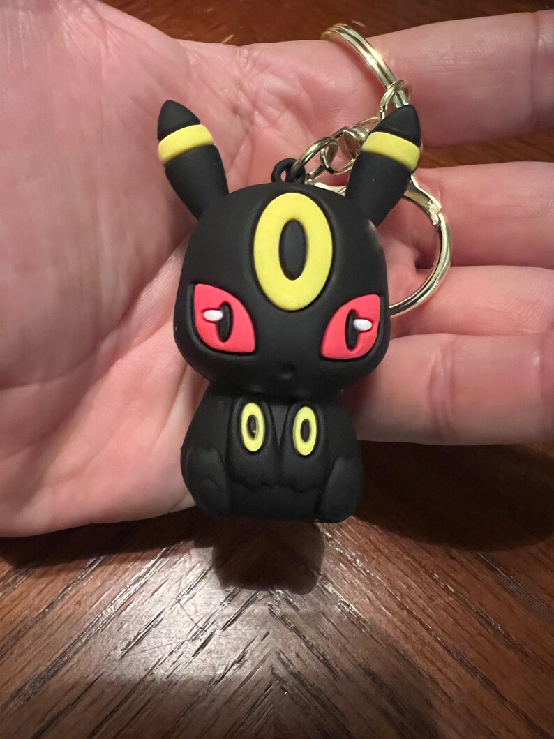 Pokémon Umbreon Keychain - Etsy