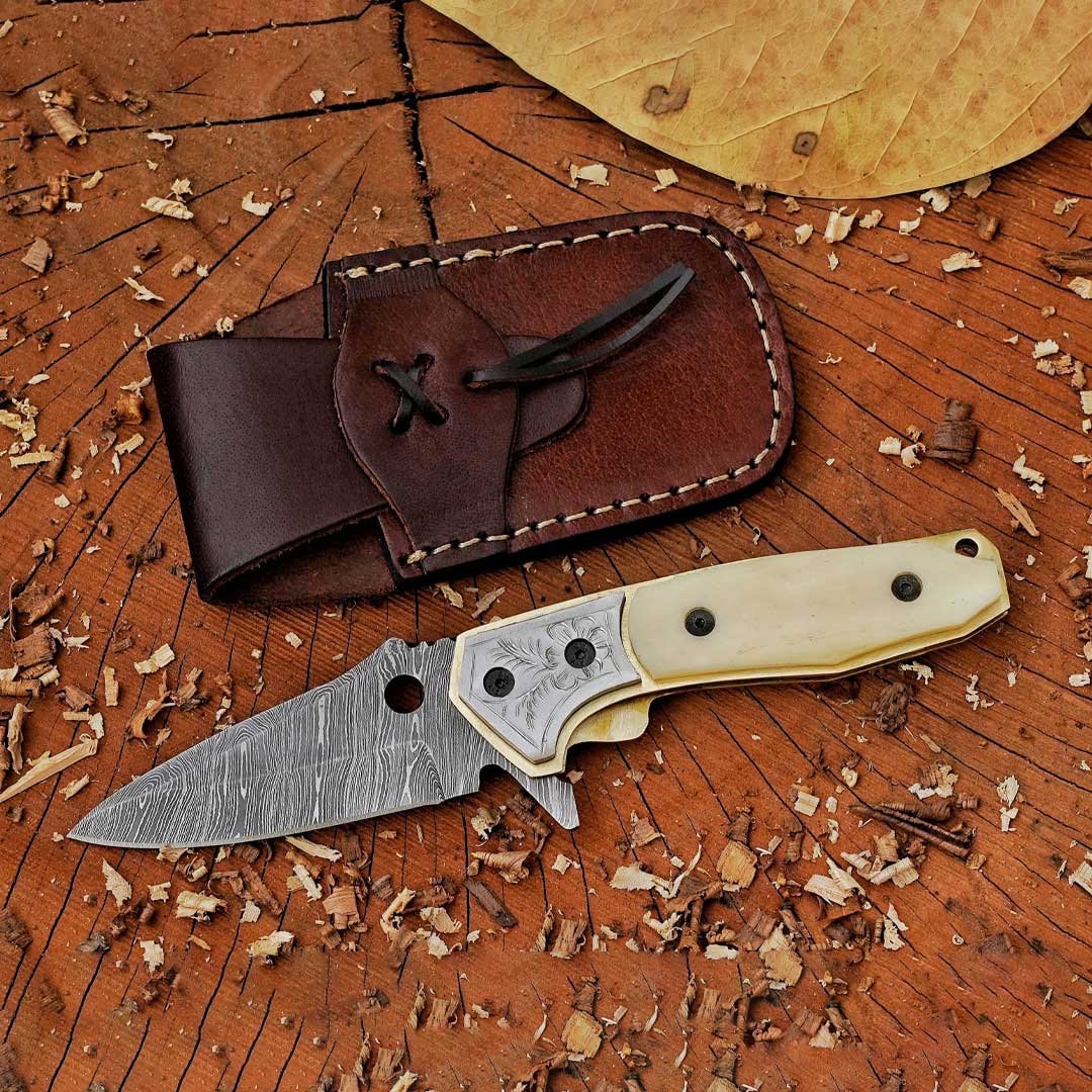 Customized Pocket Folding Knife Hand Made Damascus Steel Blade With ...