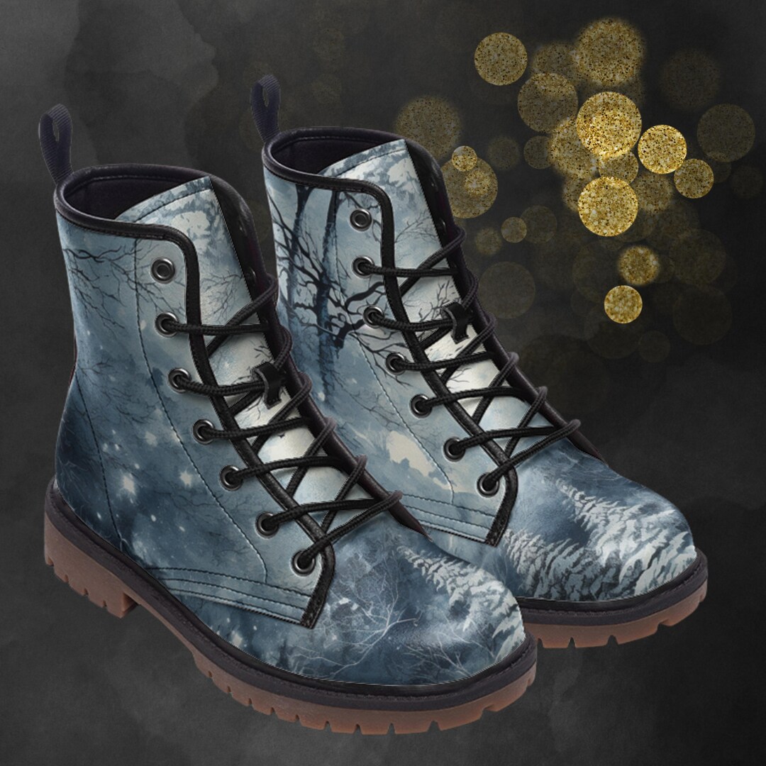Winter Wonderland Leather Boots: Light Winter Boots, Snowflakes Painted ...