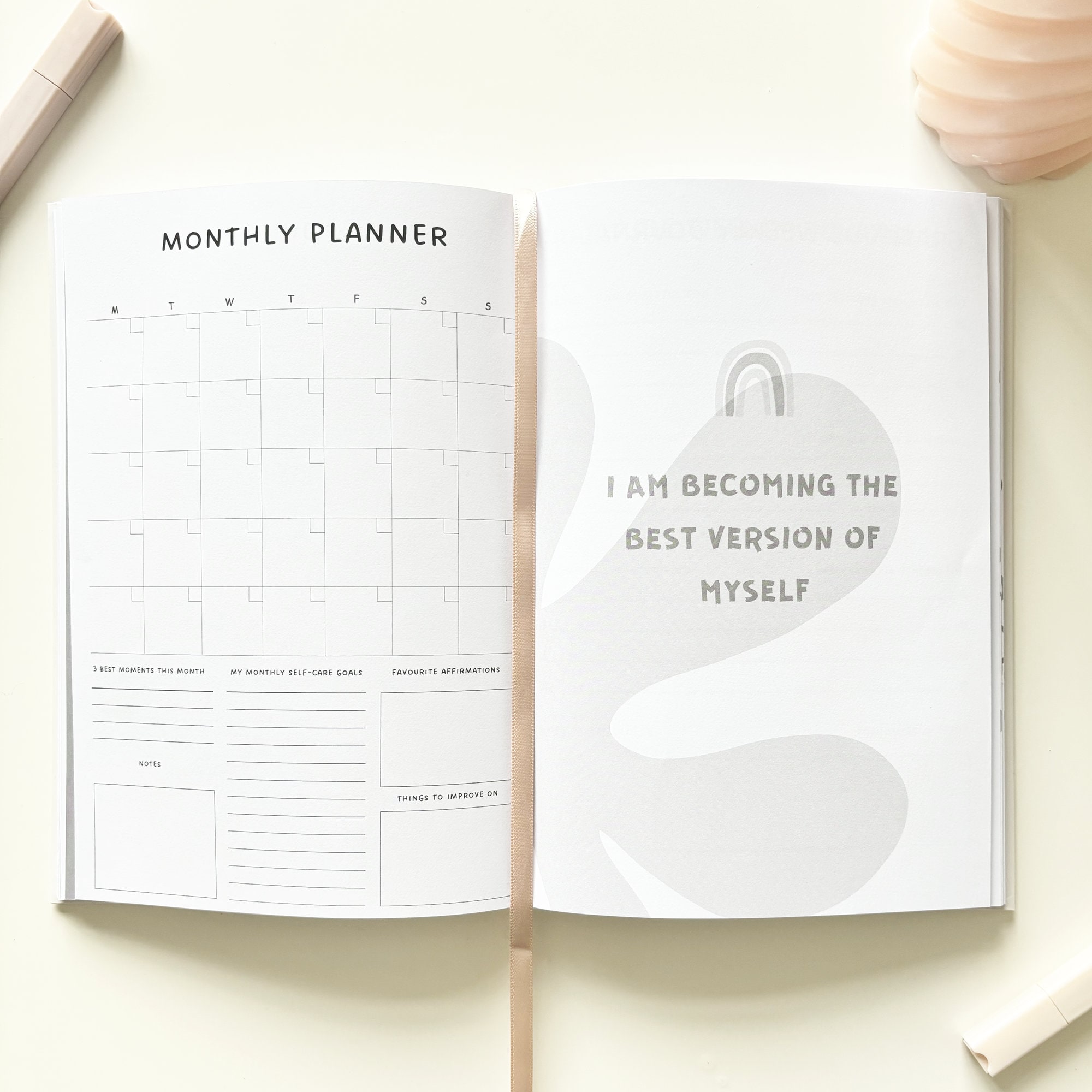 My Self-love Journal Weekly Gratitude & Monthly Manifestation Goals ...