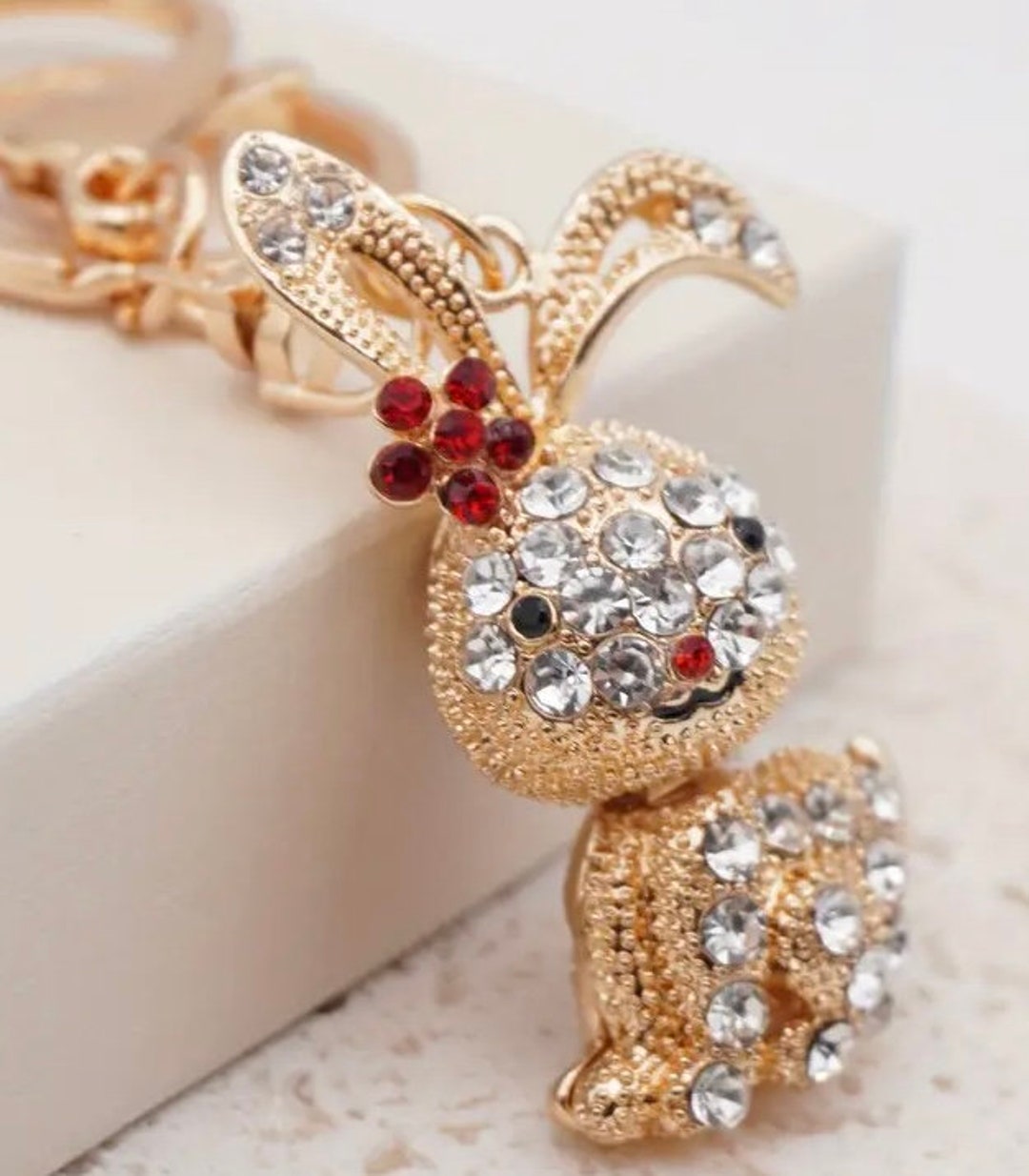 Rhinestone RABBIT BUNNY HARE Keychain Metal Key Ring. Christmas Gift ...