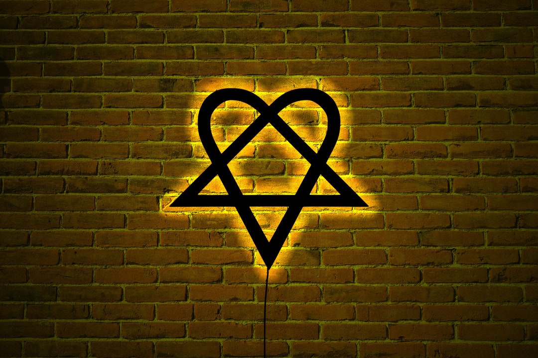 Heartagram Wood Wall Art With Led Light, Heartagram Sign Home Decor ...