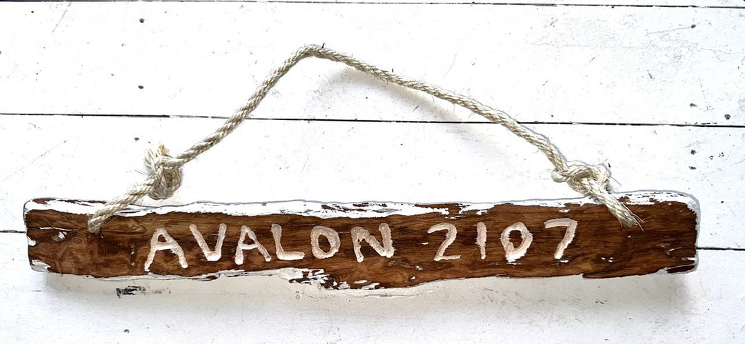 The ‘avalon 2107’ Driftwood Sign - Etsy