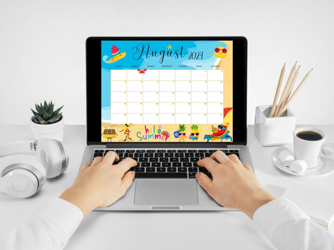 EDITABLE August 2024 Calendar, Relaxing Summer at the Beach With Summer ...