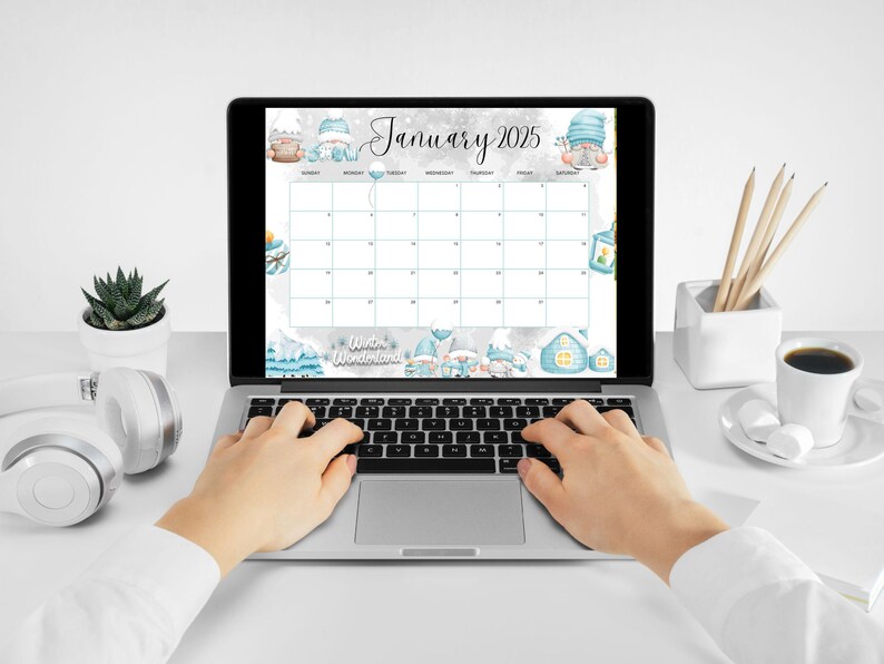 EDITABLE January 2025 Calendar, Beautiful Winter With Cute Gnomes, New ...