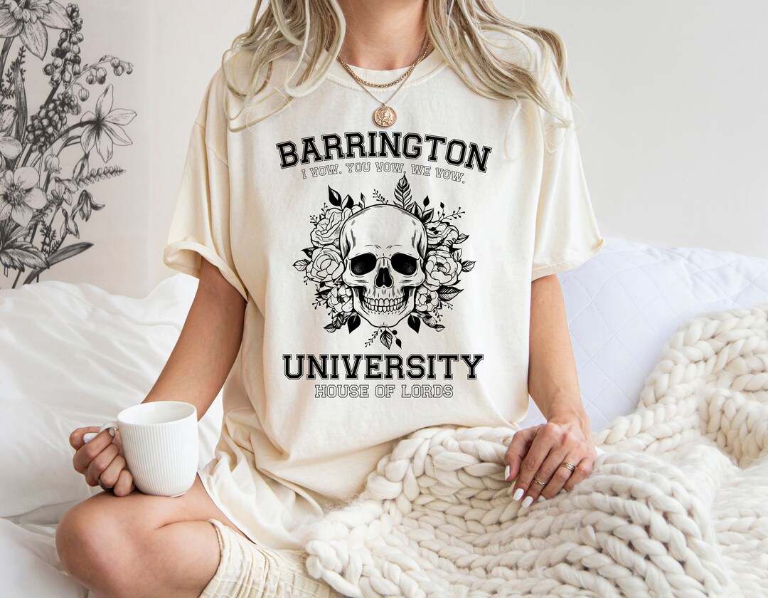 Barrington University Skull T-shirt: Dark Romance Booktok Merch ...
