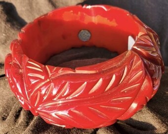 Lipstick-red Bakelite Bangle. 1.5 Super Wide Bracelet. Circa 1940s ...