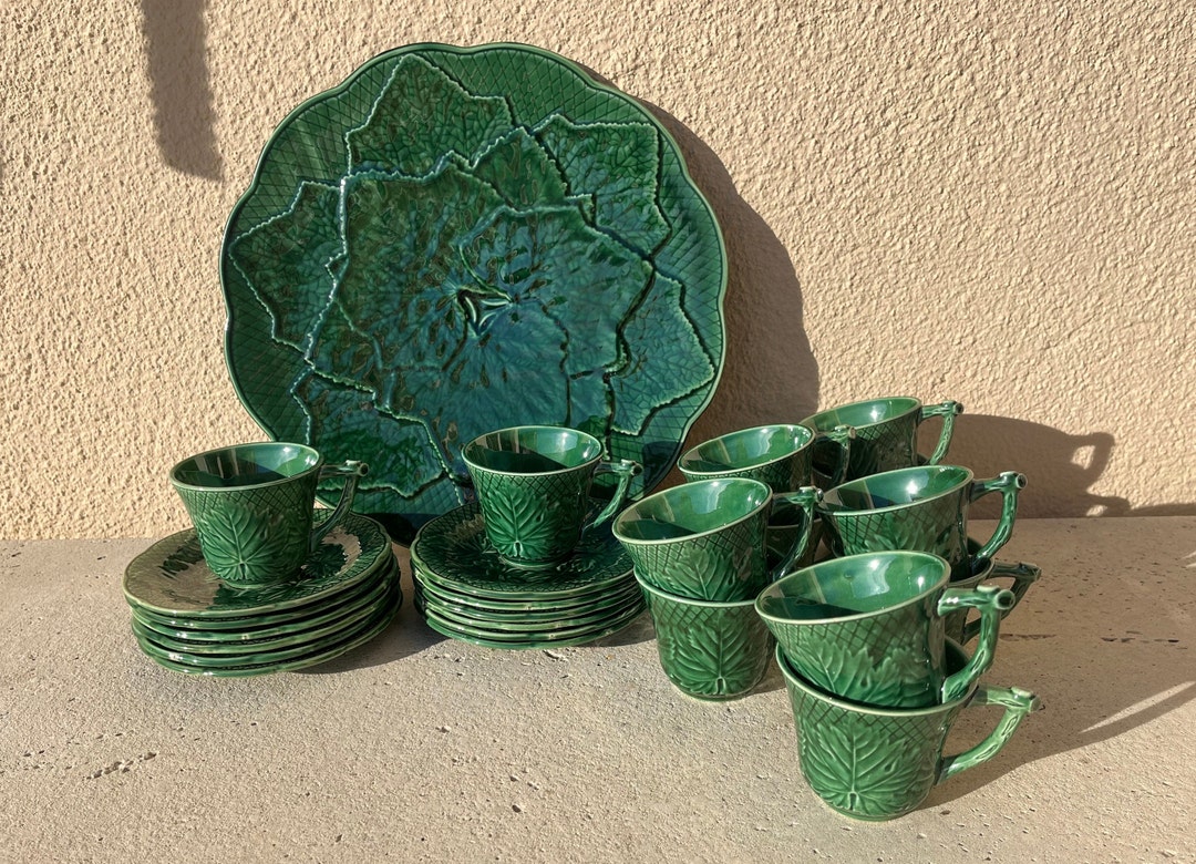 12 Cups & Saucers From GIEN France Creation Primefleur Vert. Majolica ...