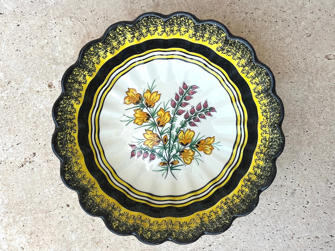 Beautiful Serving Bowl Salad Bowl Henriot Quimper HB Quimper. Vintage ...