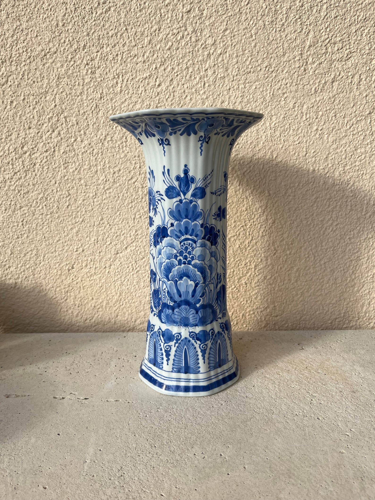 Dutch Blue & White Royal Delft Hand Painted Beaker Vase - 1952 Moulded ...