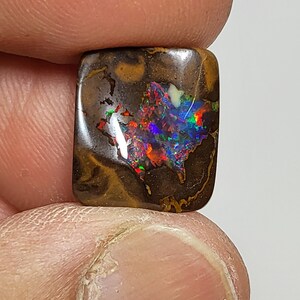 11.30ct. Boulder Opal. Edelstein Opal. Natürlicher Opal. 15x13x4mm ...