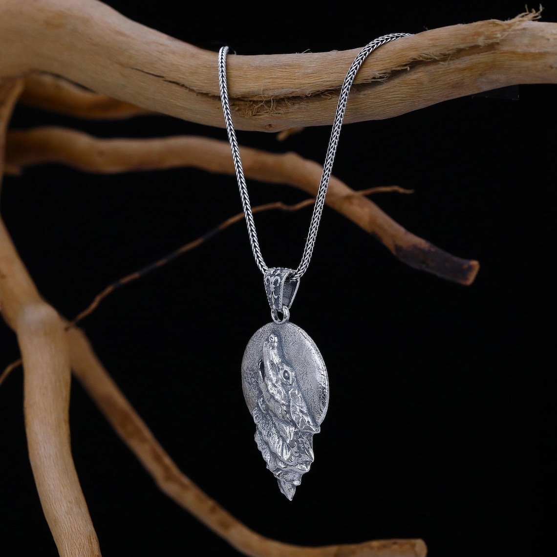 Colar Lobo Uivando em Prata de Lei: Pingente Lua Gótica - Etsy Portugal
