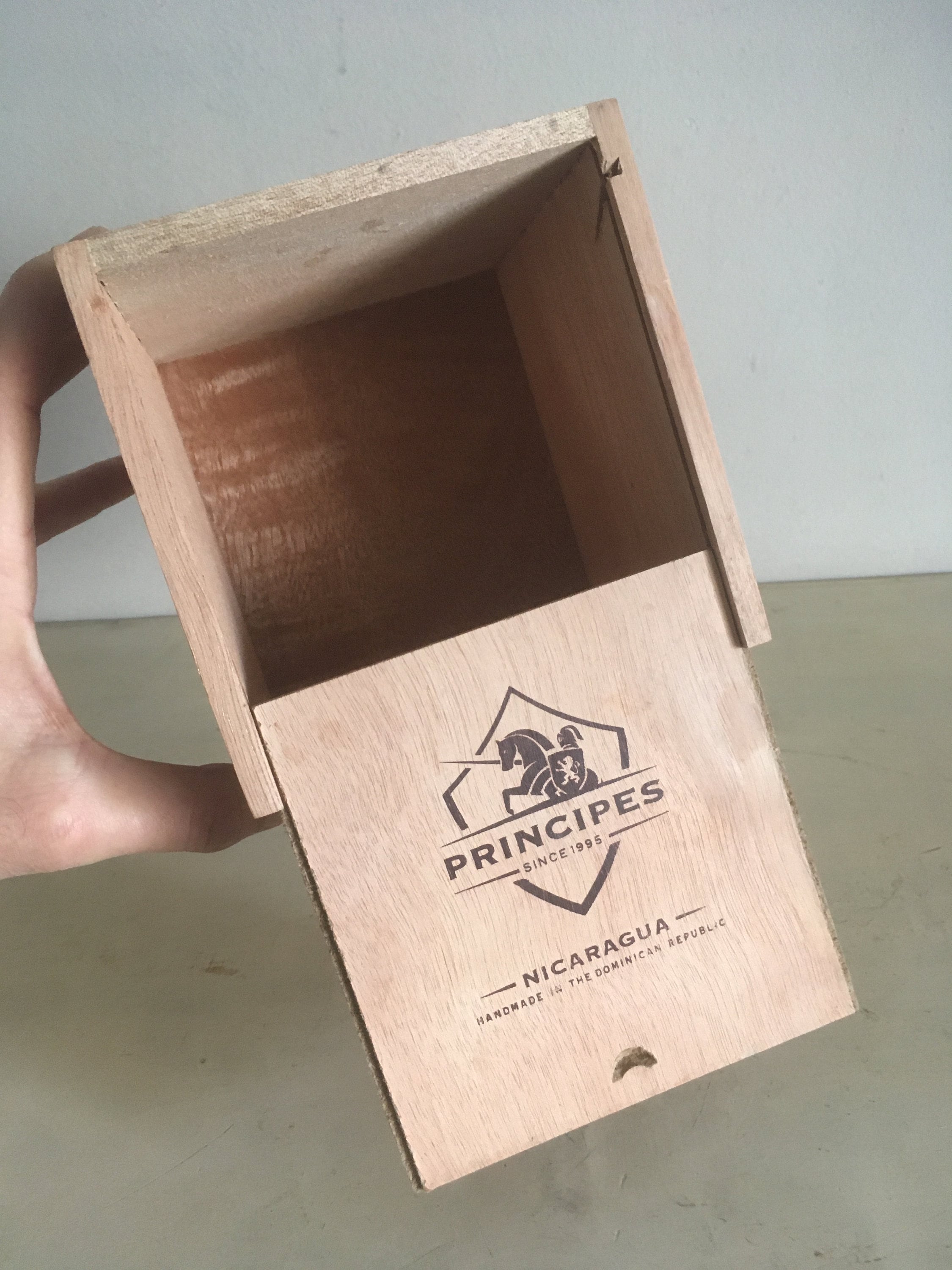 Empty Square Cigars Box, Principes Nicaragua. Wooden Light Brown Case ...