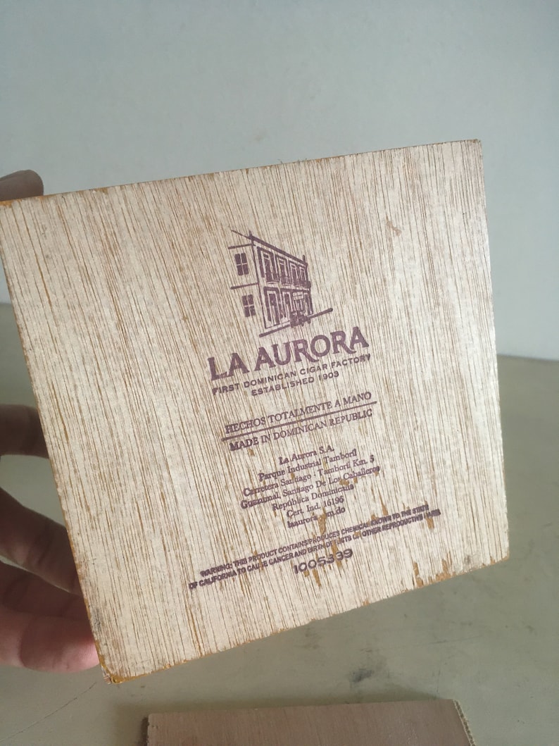 Empty Square Cigars Box, Principes Nicaragua. Wooden Light Brown Case ...