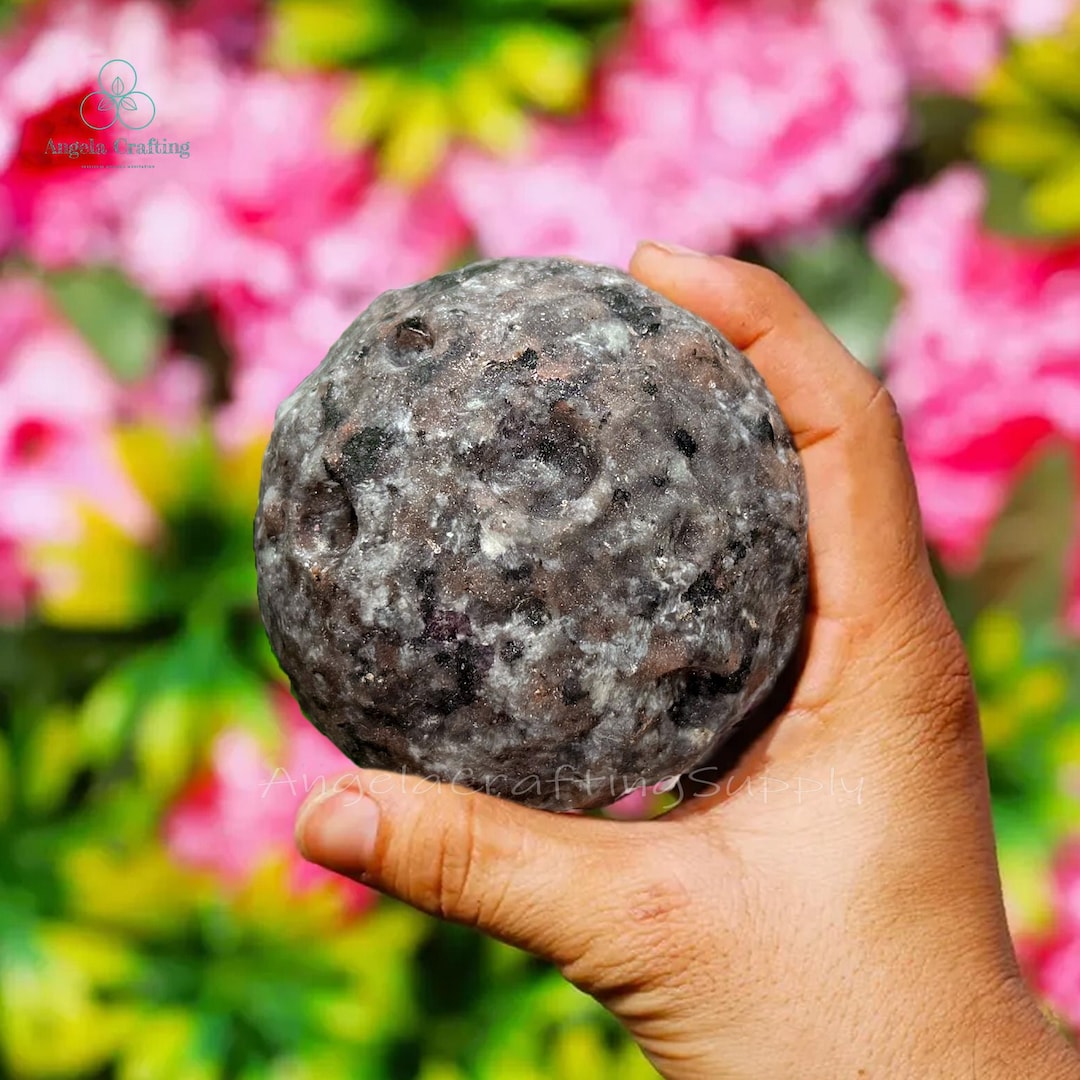 Yooperlite Moon Sphere, UV Reactive Glowing Mineral Specimens Crystal ...