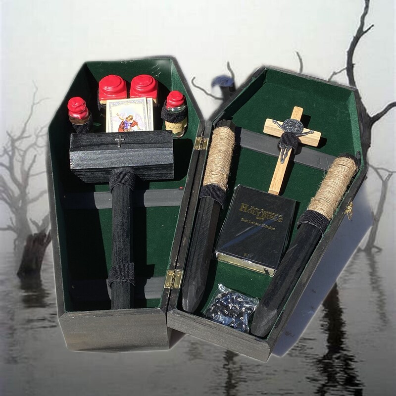 Vampire Hunting Kit - Etsy