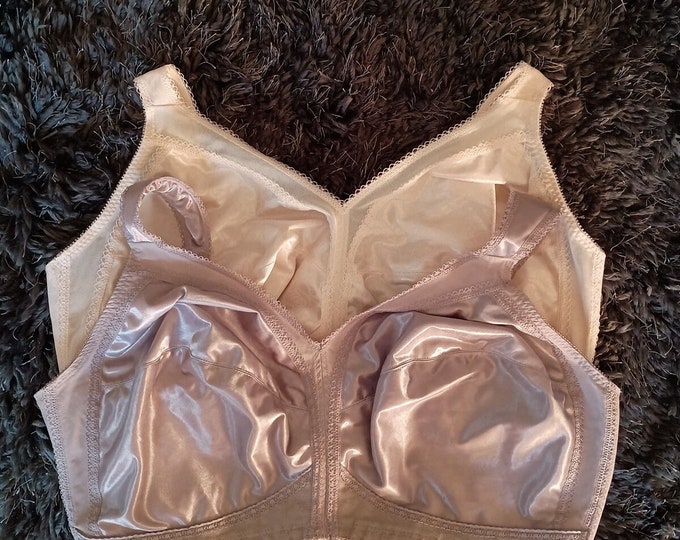 Womens Playtex 18 Hour Full Coverage Bras! 2 Pack / SIZE -44DDD - Etsy