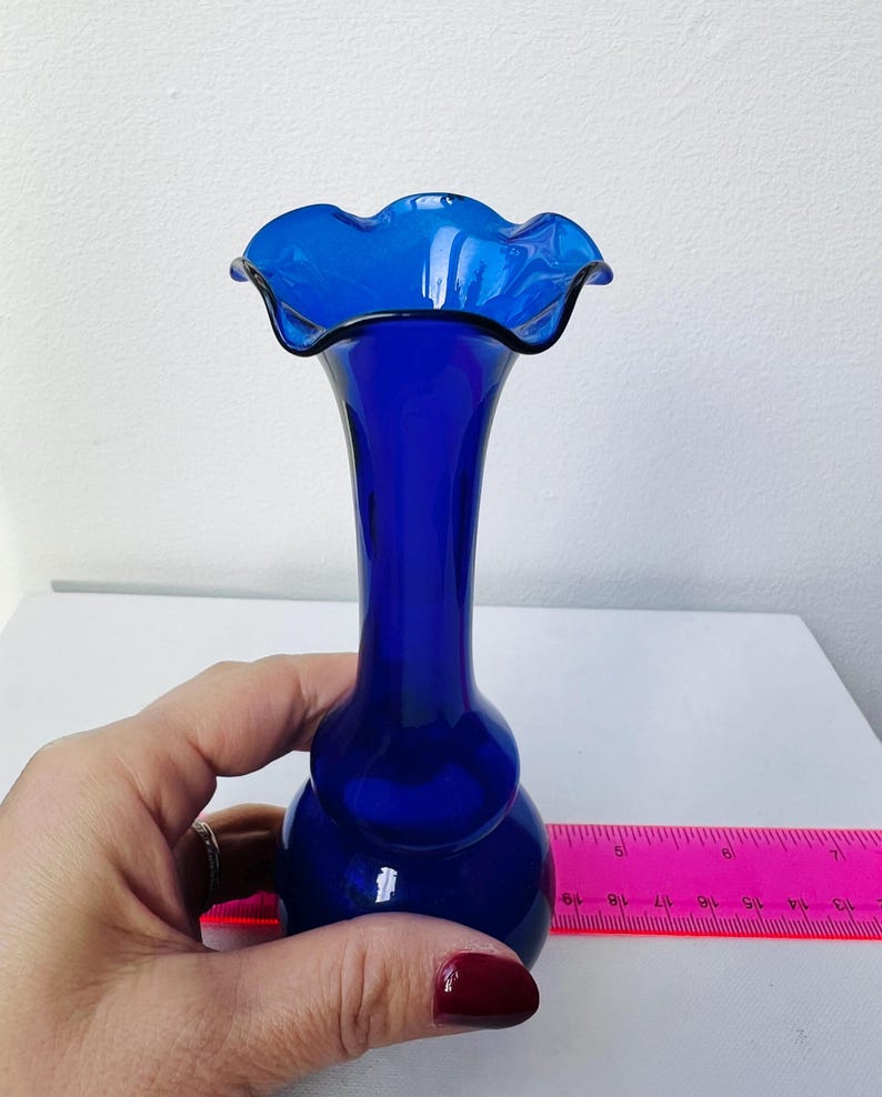 Vintage Cobalt Blue Blown Glass Bud Vase - Etsy