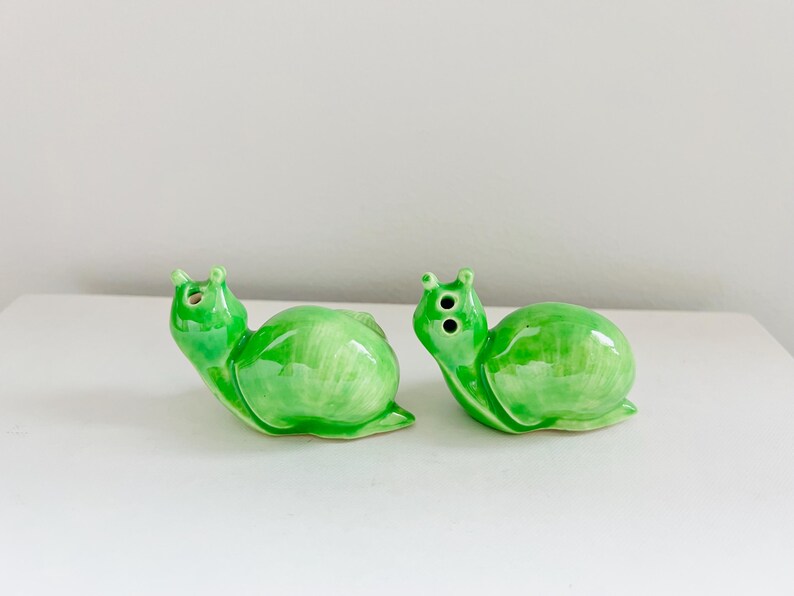 Vintage Ceramic Snails Salt and Pepper Shakers - Etsy