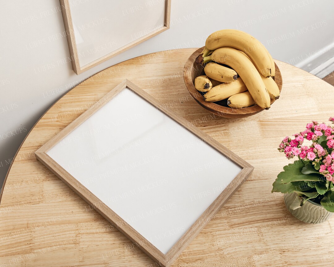 Rustic Frame Mockup 5x7 | Photoshop Frame Mockup | Frame on the Kitchen ...