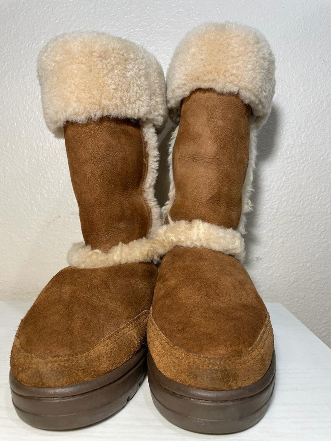UGG Sundance II #5325 Boots Sz 9 - Etsy
