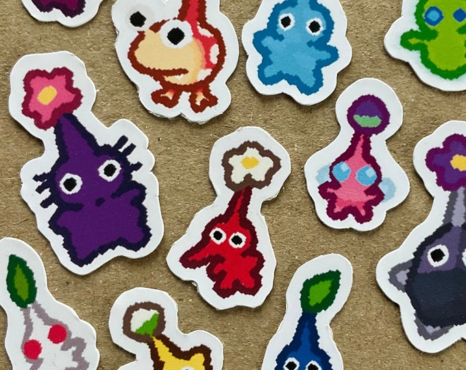 Pikmin Desk Pal - Etsy