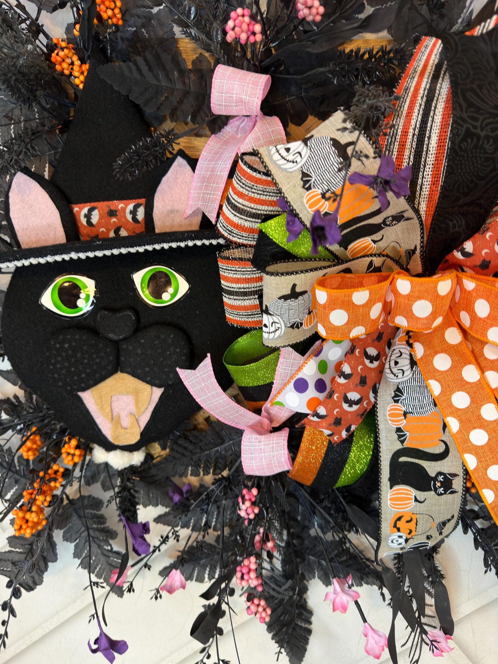 Halloween Black Cat Wreath: Witch Hat Door Decor, Spooky Wall Hanging ...