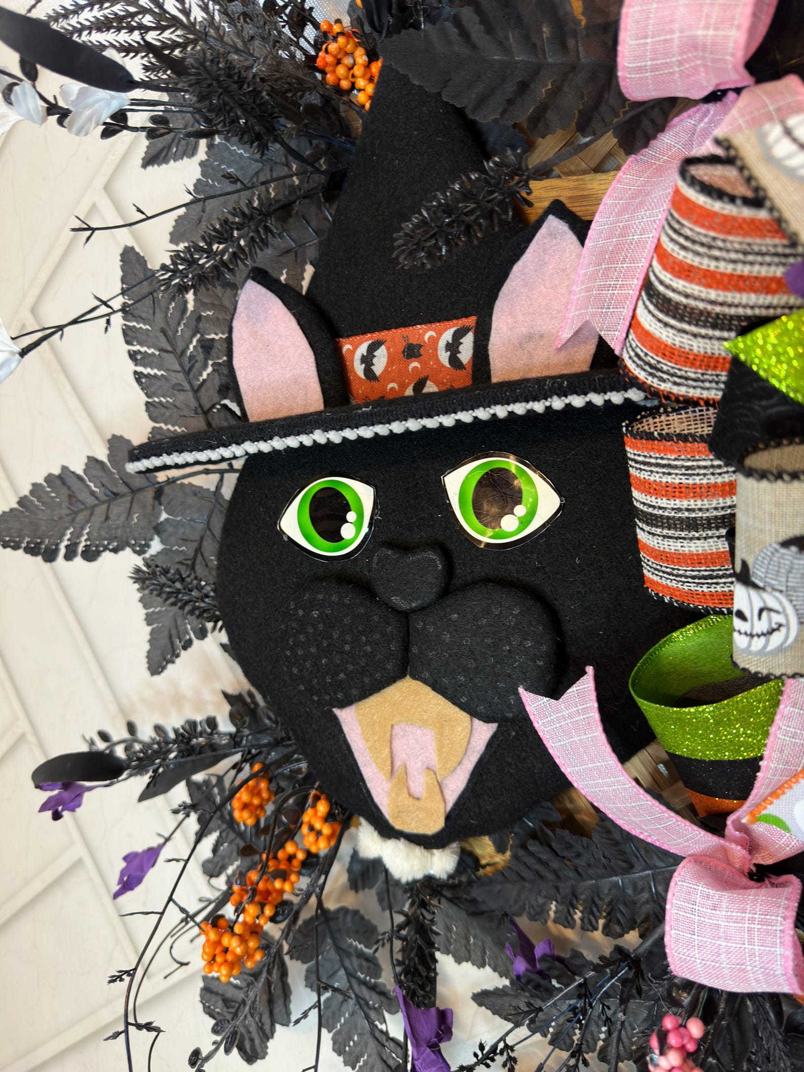 Halloween Black Cat Wreath: Witch Hat Door Decor, Spooky Wall Hanging ...