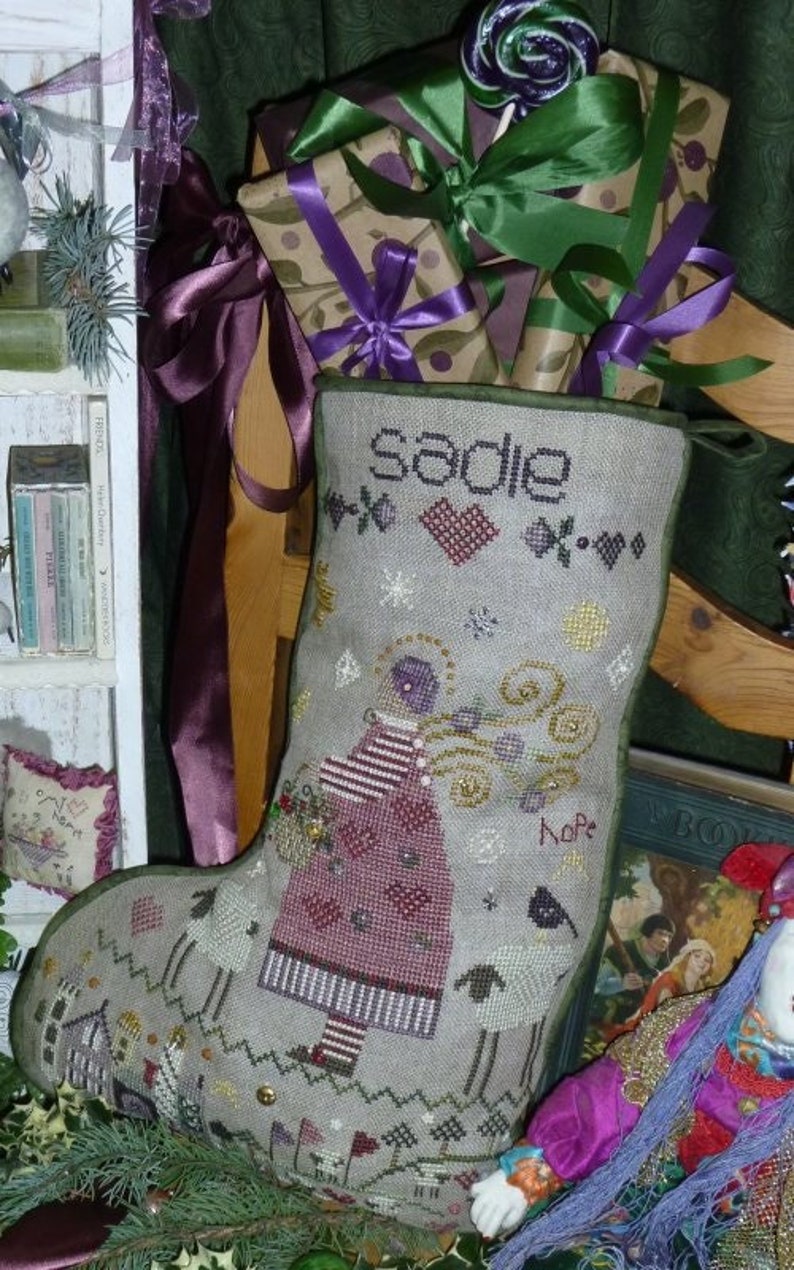 Shepherd's Bush Sadie's Stocking Chart With Charm Pack - Etsy
