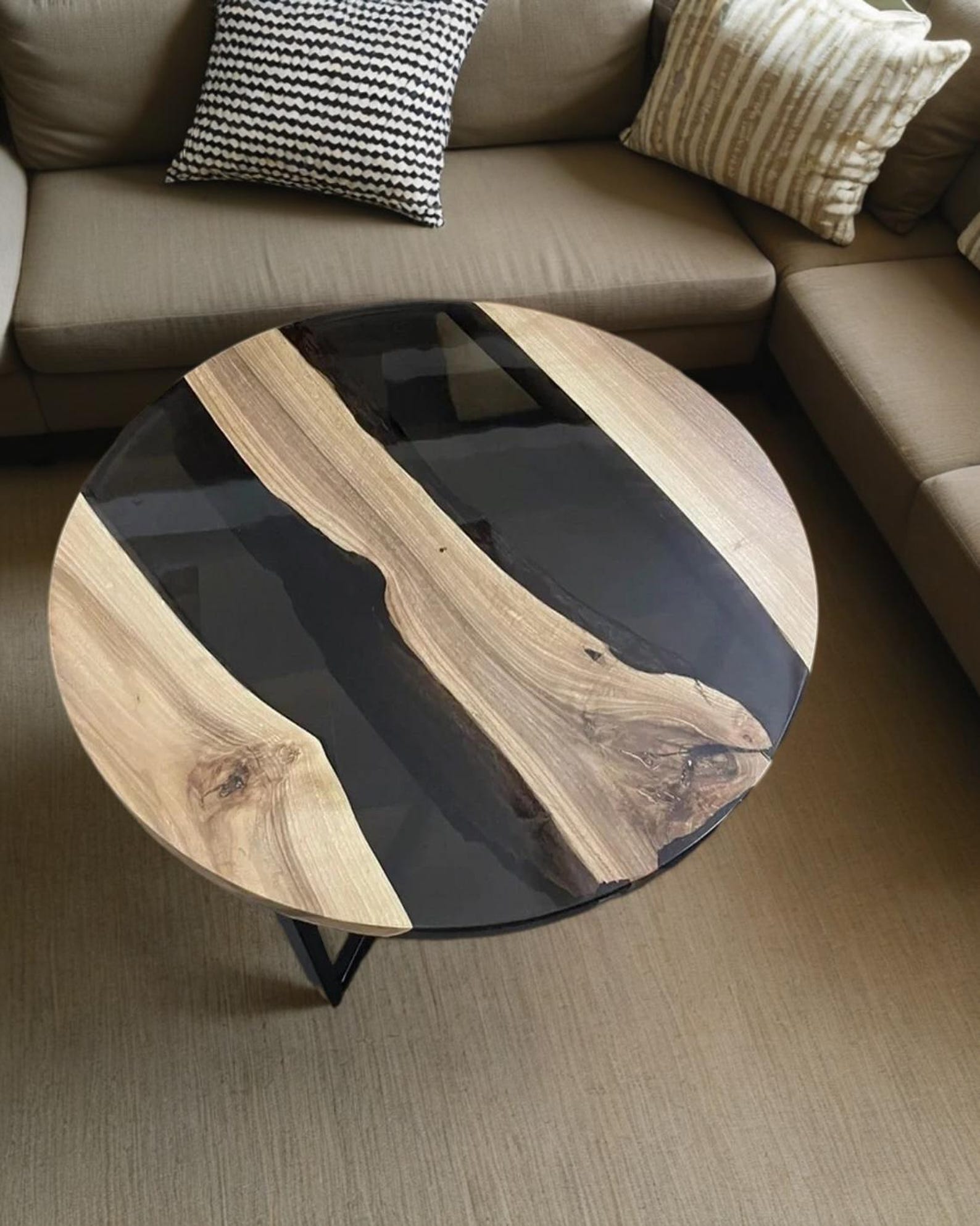 Black Clear Epoxy Coffee Table Top Round Shape Natural Acacia Wood Bar ...