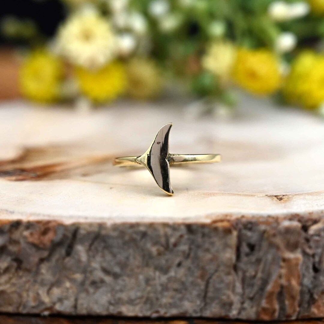 Whale Tail Ring, Dainty Ring, Gold Whale Tail Ocean Ring, Minimalist ...