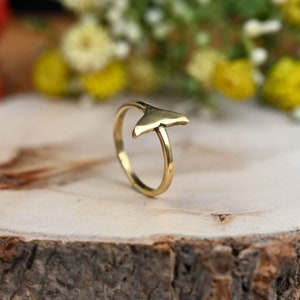 Whale Tail Ring, Dainty Ring, Gold Whale Tail Ocean Ring, Minimalist ...