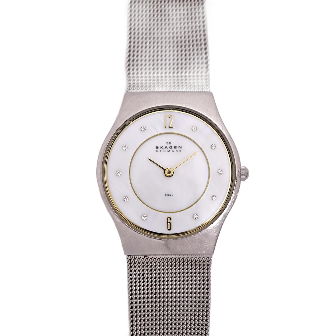 Skagen Silver Mother of Pearl Stainless Steel Ladies Wrist Watch 28mm ...