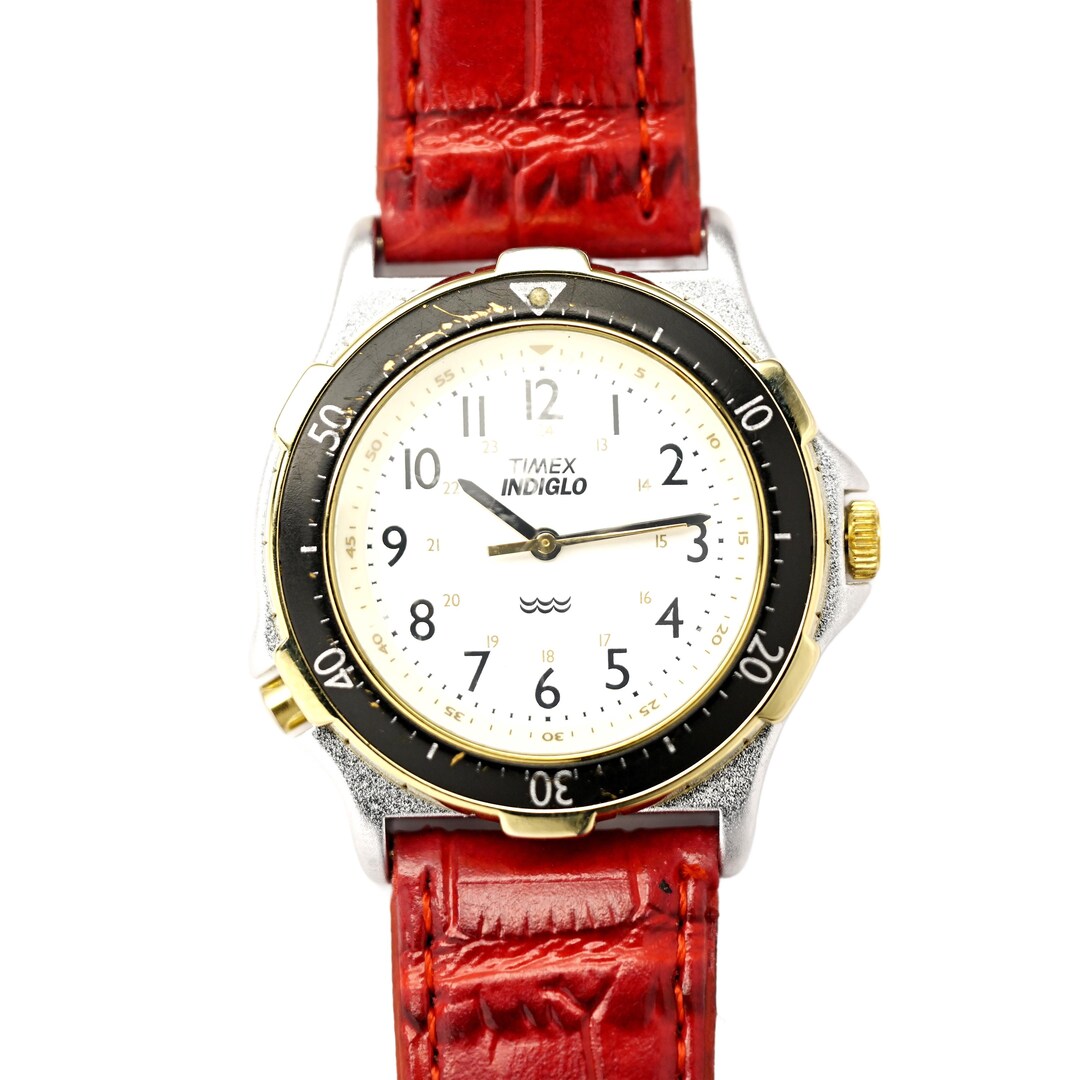 Timex Indiglo Divers Two Tone Black Bezel White Dial Vintage 1990s Red ...