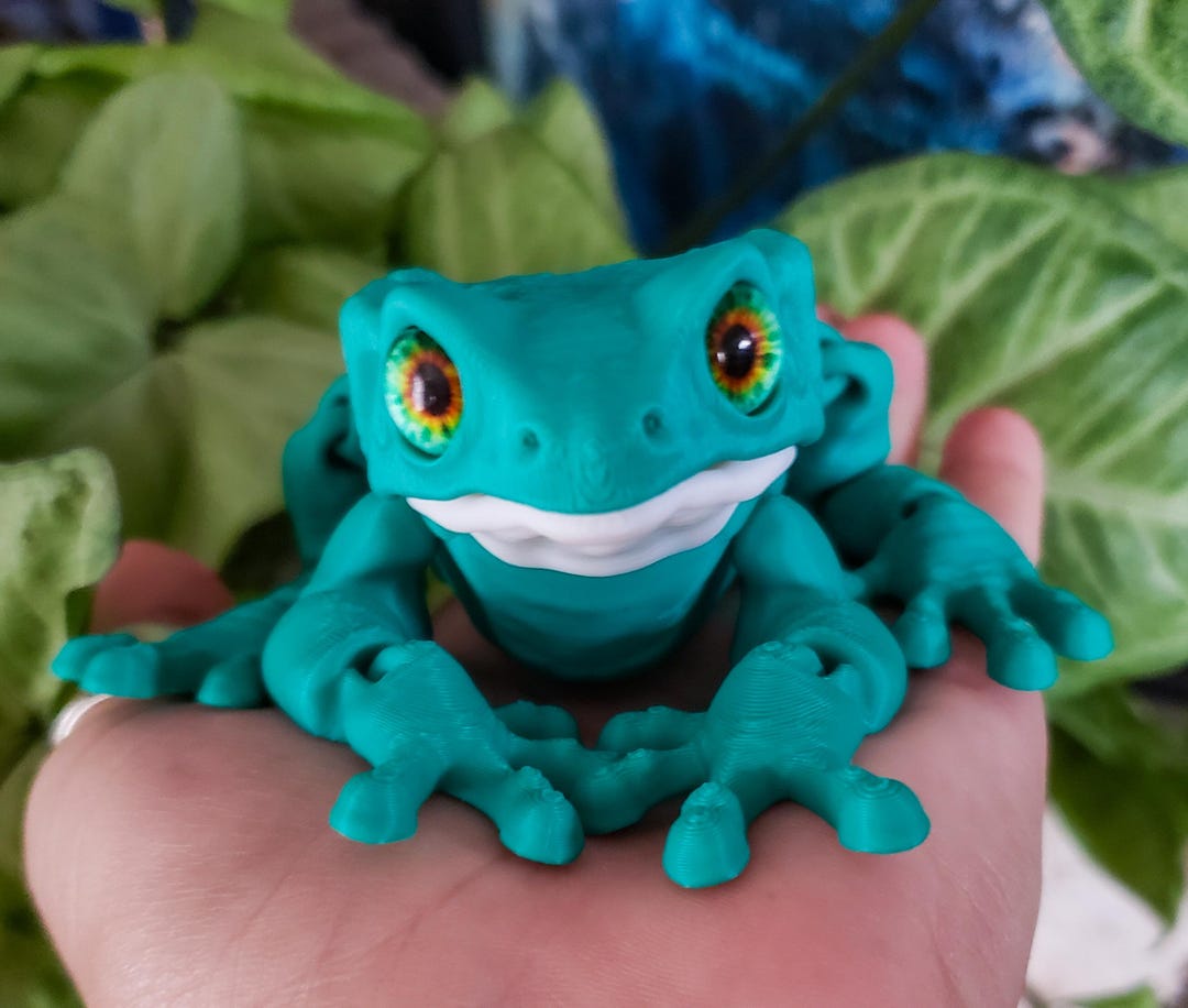 Articulated Medium Waxy Tree Frog - Etsy