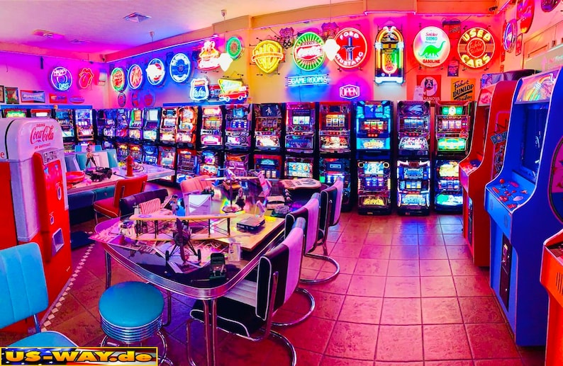 G-09 Space Invaders Retro Arcade Cabinet TV Video Game Machine 19" LCD ...