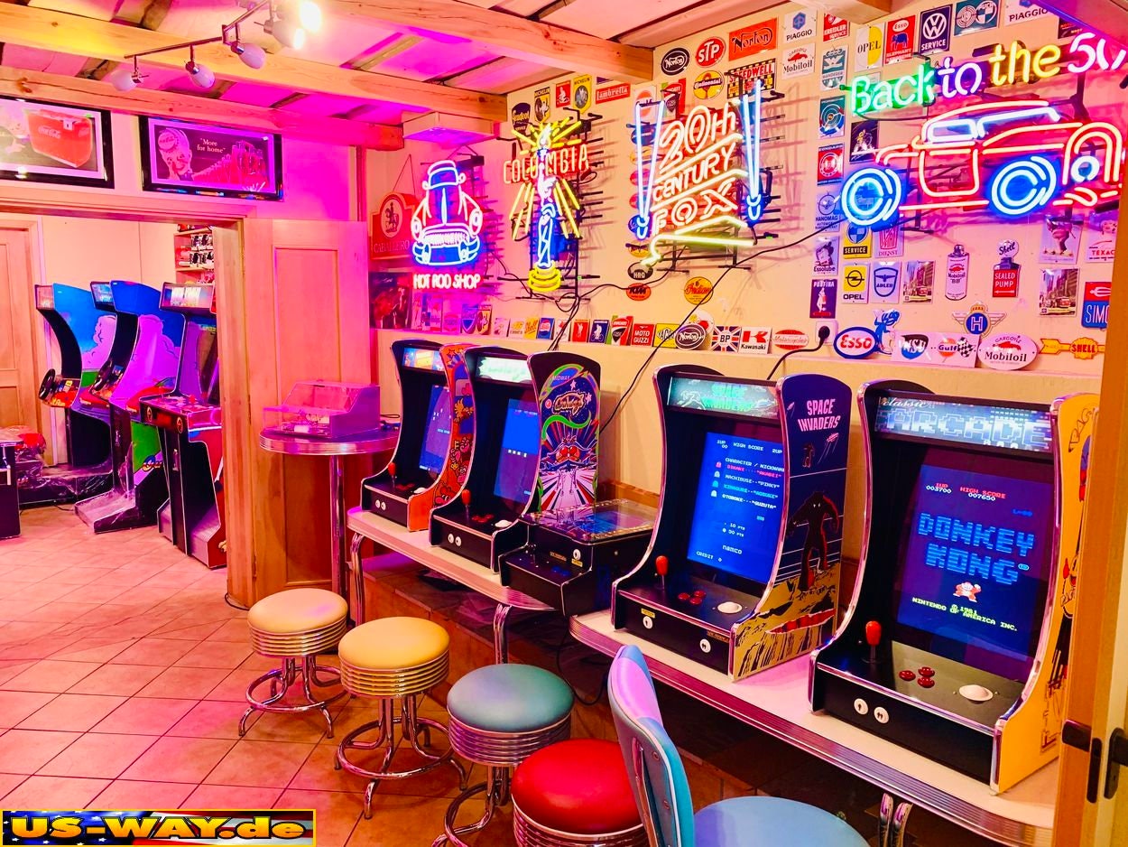 G-09 Space Invaders Retro Arcade Cabinet TV Video Game Machine 19" LCD ...