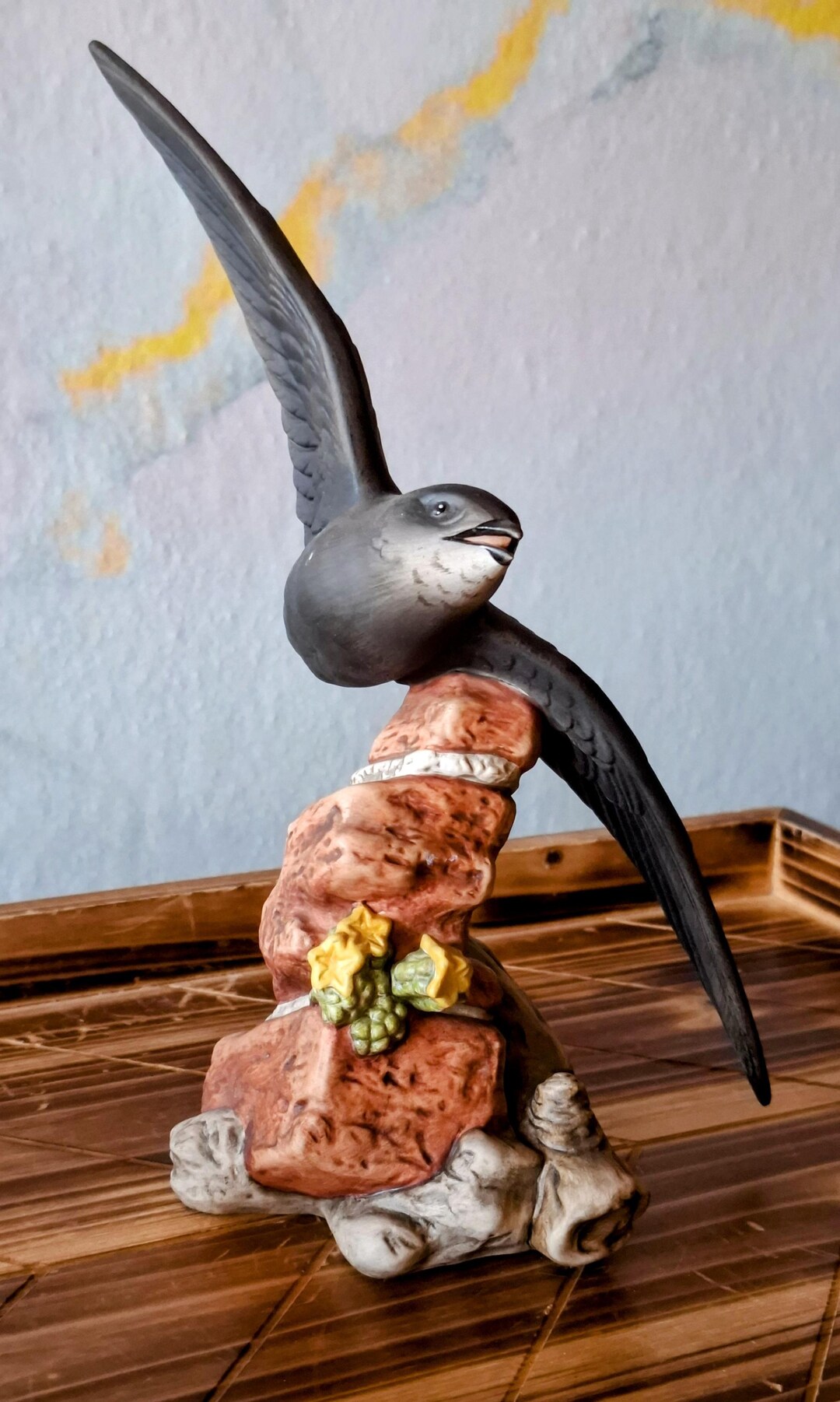 Goebel Porcelain Figurine Bird of the Year 2003 swift Germany. 25 Cm ...