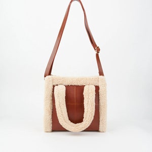 Fuzzy Tote Bag - Faux Fur Purse - Faux Fur Tote Bag - Fur Handbag ...