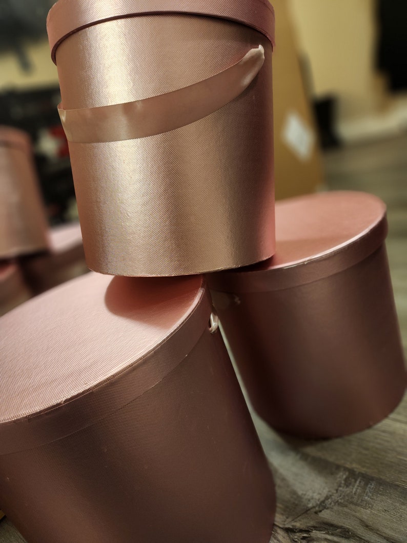 Large Set of 3 Round Barrel Flower Boxes, Gift Boxes, Luxurious Floral ...