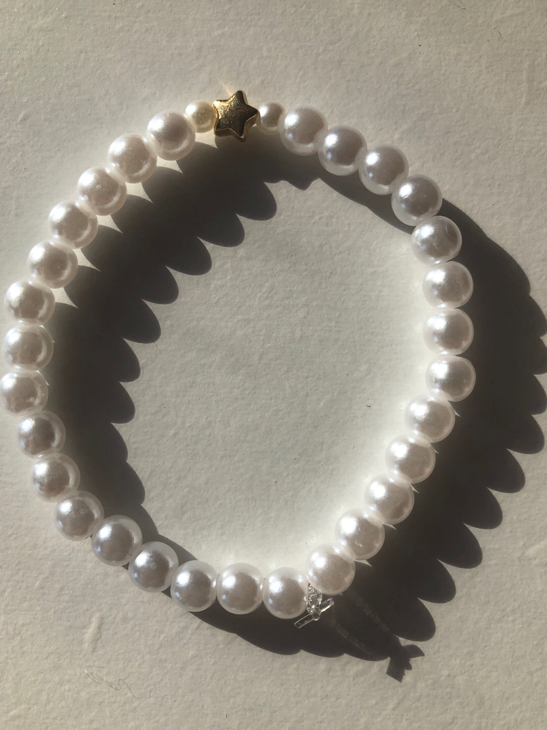 Simple White Pearl Beaded Braclet With Small Gold Star - Etsy