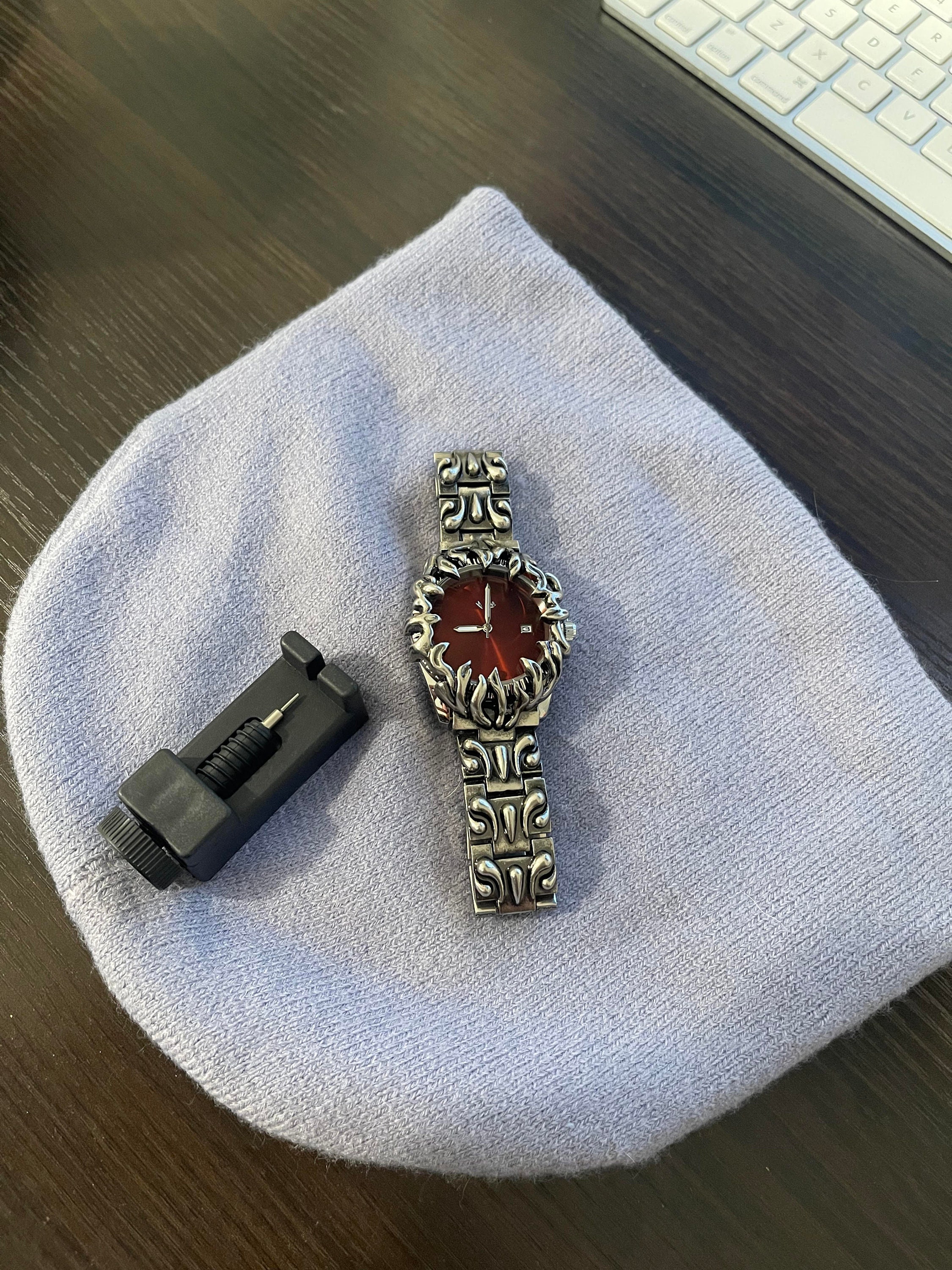 Alabaster Stainless Steel Red Dial Watch - Etsy