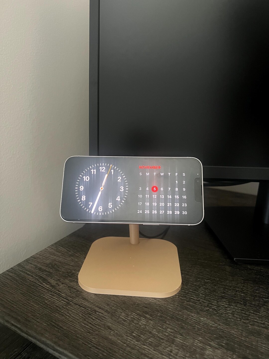 3D Printed Tilting Magsafe Charging Stand - Etsy