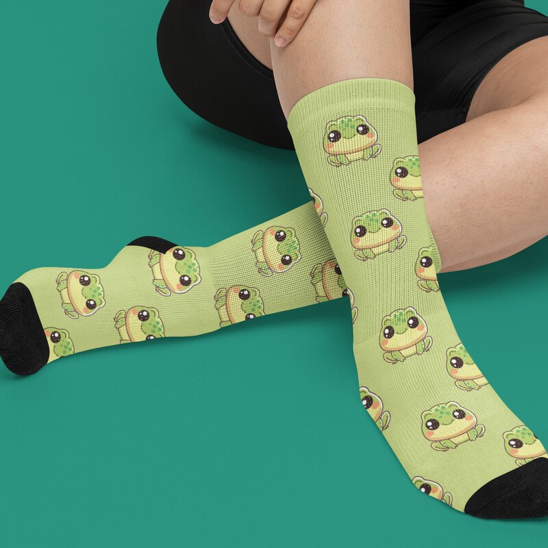 Frog Socks - Etsy